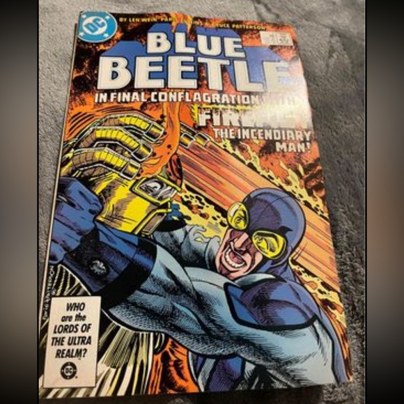 DC Comics | Accents | Vintage Blue Beetle In Final Conflagration Comic ...